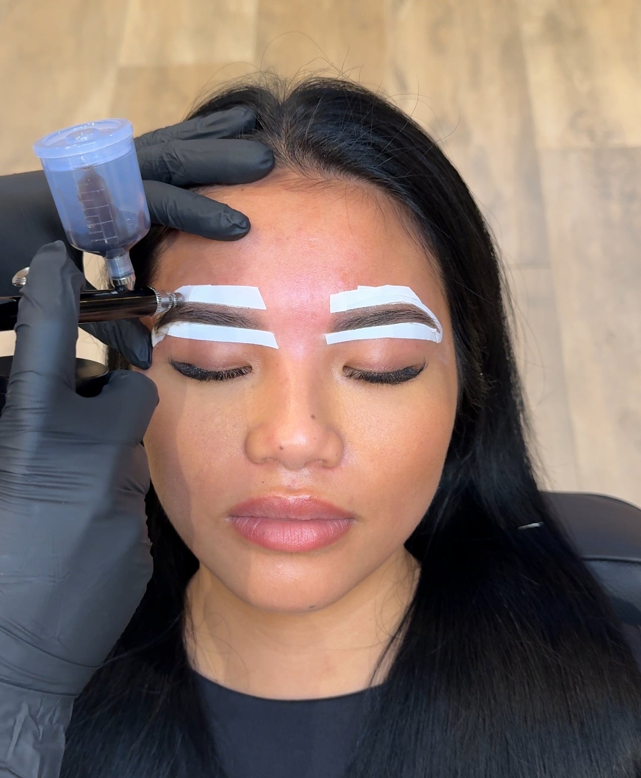 Airbrush brow treatment – Perfection Elements